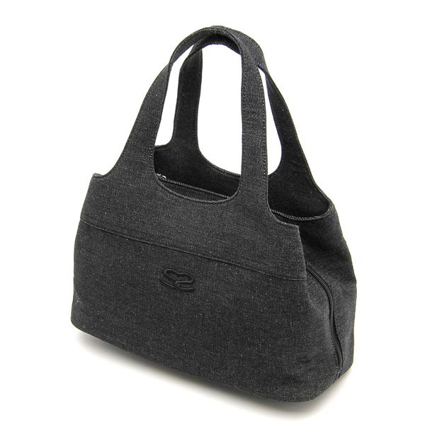 デニム地のハンドバッグ シンプルなデザインなので実用性もバッチリ☆厚手で丈夫で、マチもあるので便利に使えます♪■カラー／ブラック■素材／コットン・ポリエステル■開口タイプ／ファスナー式■ポケット／（内側）ファスナー×1、オープン×2（外側）...