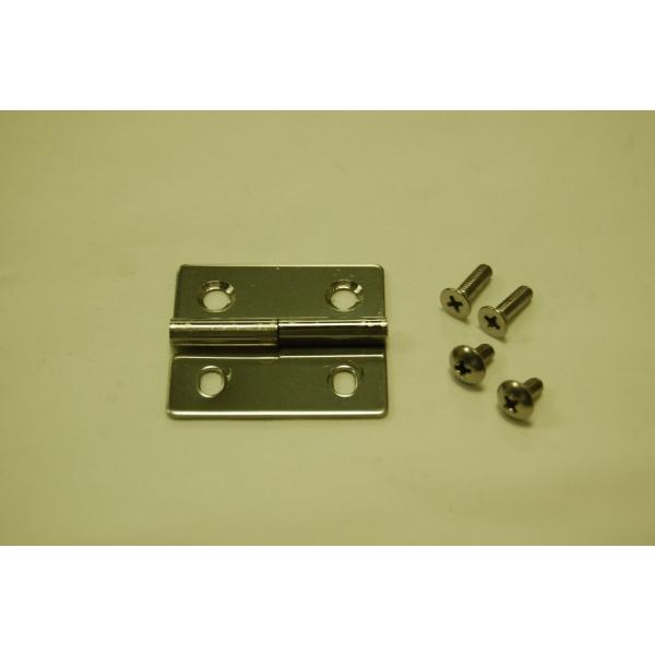 現状のヒンジを外し本製品を取り付けることで、本体からドアが外れなくなります。