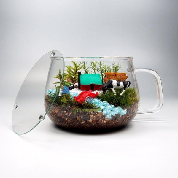 苔テラリウム・手作りキット一式苔をはじめ、ガラス容器や材料・作り方のしおりの必要な材料が一式揃っているので初めての方もとても簡単に安心してお作りいただけます♪製作時間：初めての方でも30分〜1時間位で完成できます。苔は本州最北端の寒さにも強...