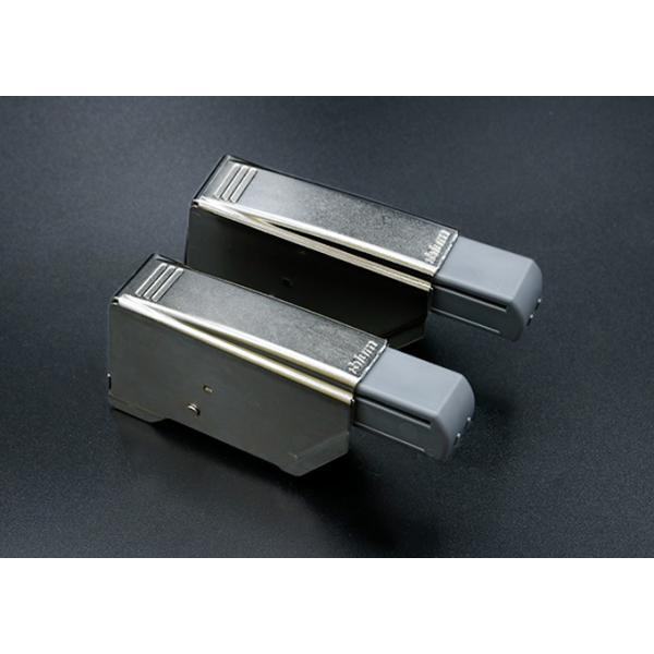 大建工業　収納開き戸　その他　納開き戸ラクラクローズパーツ　2個入【VA8642D】収納開き戸用のラクラクローズパーツです。2個入りです。取付可能製品期間：RIII・ハピア2012年5月〜現在梱包内容：ラクラクローズパーツ×2