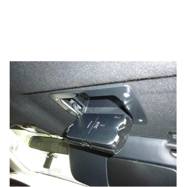 商品紹介●ETCをルーフスペースに取り付けるキット。●取付スペースの無い車や、足元に取り付けたら足に当たって困る場合など、ルーフスペースを有効活用してスッキリ収納できます。●バイザーを上げれば取付箇所が隠れて安心。●国産ETCならほとんどの...