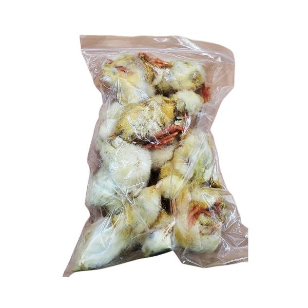 商品の説明孵化直後の国産冷凍ひよこです。 産地により色・形状が異なる場合があります。 【与える生体】 ・猛禽類（フクロウ、ワシ、タカ など） ・爬虫類（肉食のトカゲ など原材料・成分ひよこ使用方法冷凍ひよこ：爬虫類・猛禽類用餌 人間の食品で...