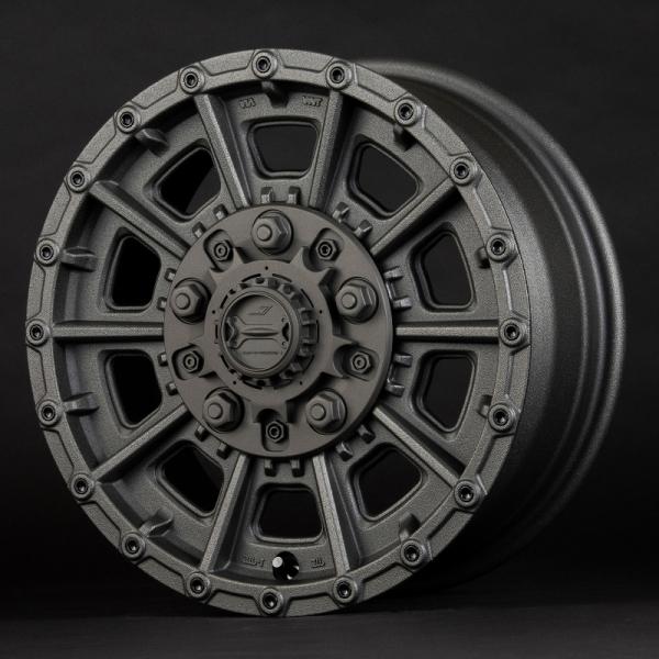 「Tank Wheelsデザインをモチーフに力強さを表現するM017」カラー：　SHOT GUNMETAサイズ：　16×6.5J　inset38PCD：　6H-139.7　HUB:φ106.2ナットホール径：　PCD127/φ32-φ13取...