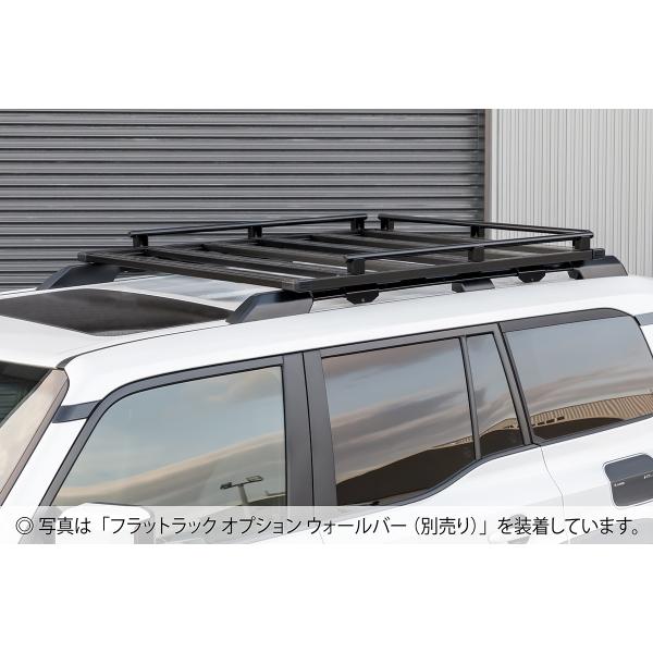本体は軽量かつ強固なアルミ押し出し材を採用し、車両重量の増加を抑えながらもハードユースを想定したタフネス仕様。フロアバーに設けたTスロットにオプションを装着することにより、用途に合わせたアレンジや自分好みのスタイルへ拡張することができます。...