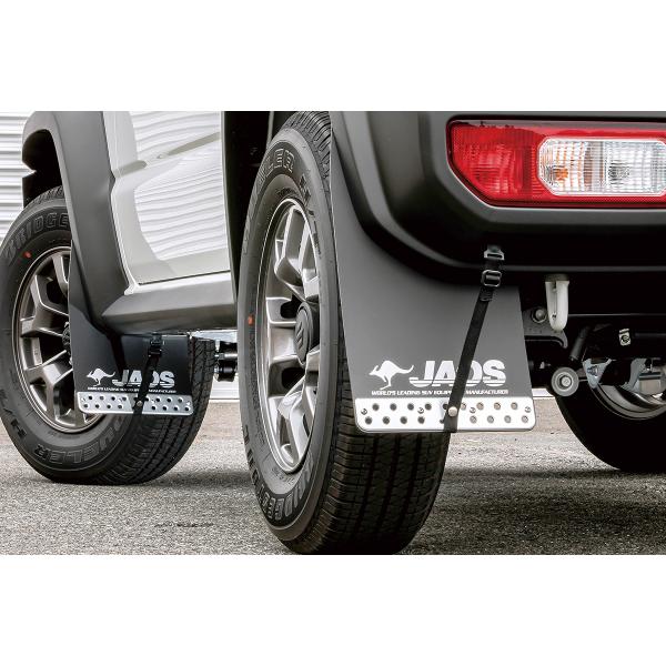 大型マッドガードのウィークポイント（巻込みと巻上げ）を、PPベルトとフラップ下端に配されたジェットホールで軽減。当バージョンIIIより、ハンガーワイヤープレートがプレスを使用して角を丸めた高品質仕様となっています。また、車種専用にあらかじめ...