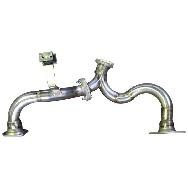 両サイドから流れる排気を等長にしてセンターパイプに流すことによって トルクアップはもちろん、中高速の抜けまでも良くなる。ＳＵＸＯＮ製のセンター＆リアと併用することで さらなる排気効率の向上へ。●車両型式：ＣＢＦ−ＧＲＪ７９Ｋ（７６Ｋ）●Ｅ／...