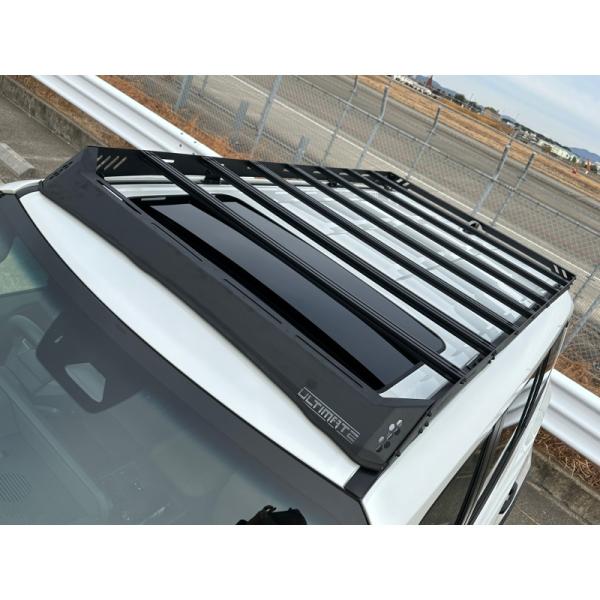 (注)現在この商品は「代引」でのお支払いはお受けしておりません。(注)「代引」ご選択時はキャンセルとなりますのでご了承ください。ULTIMATE製ルーフラックになり、お車のシルエットに馴染む様、薄いロープロファイルデザインとなっております。...