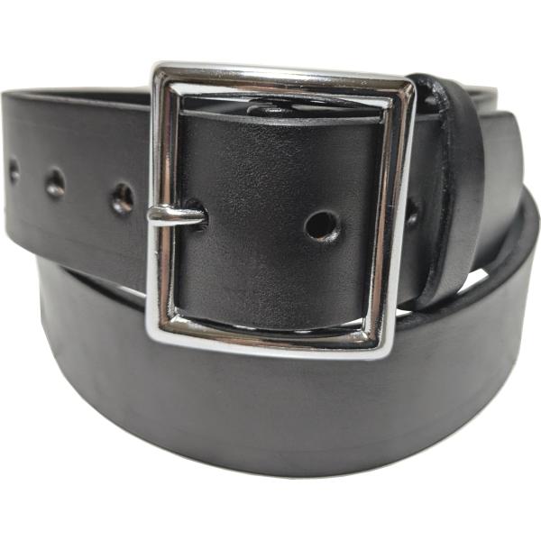 MADE IN USA。ボストンレザーの本革製レザーベルトです（1 3/4" GARRISON BELT NO LINES）。上質なフルグレインレザーを使用。ジーンズやチノーズ等との相性も良く、カジュアルスタイルには欠かせない革ベルトです。...