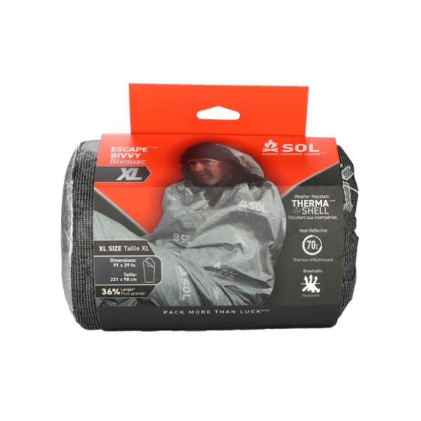 人気モデル「ニューエスケープヴィヴィ」より約20％サイズアップしたXLサイズモデル。内側のアルミ蒸着加工が体熱の最大70％を反射・保持しつつ、独自の透湿素材が内部の湿気を外へ逃がします。大人1人がスリーピングマットと一緒に入ってもゆとりのあ...