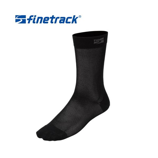 ■ 重量 27g■ 素材 ナイロン100%■ 原産国 日本吸汗性のあるソックスの下に履くことで、足をドライに保ち、不快な濡れを軽減するドライレイヤーソックスが2022年秋冬にリニューアル。耐久撥水性の向上に加え、各部の設計や、足口ゴム圧など...