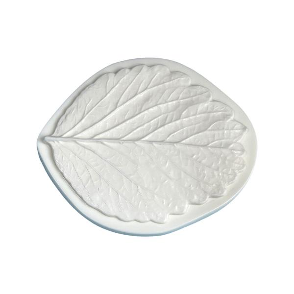 簡単にきれいな葉をつくることができます。大型作品を作る時など特に便利です。■メーカー名…サン工業株式会社（旧 日清アソシエイツ 株式会社）※「日清アソシエイツ株式会社」のクラフト関連商品は2024年1月よりメーカーが「サン工業株式会社」に変...