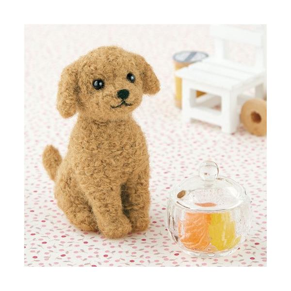 【 サイズ(約) 】 縦8.7cm（完成サイズ）【 セット内容 】 フェルト羊毛、副資材、テキスト【 用意するもの 】 フェルティングニードル、フェルティングマット、はさみ、手芸用ボンドなど【 発売元 】 ハマナカ　H441-421【 デザ...