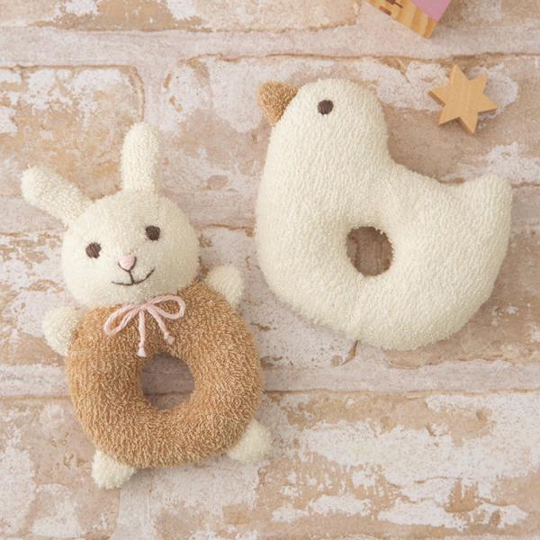 ■サイズ（約）…縦24×横15×厚さ1.5cm（パッケージサイズ）うさぎ縦13×横7.5cm、ことり縦9×横11cm（完成サイズ）■セット内容…実物大型紙、オーガニックコットン生地、オーガニックコットン刺しゅう用糸、プラ鈴、レシピ■準備する...