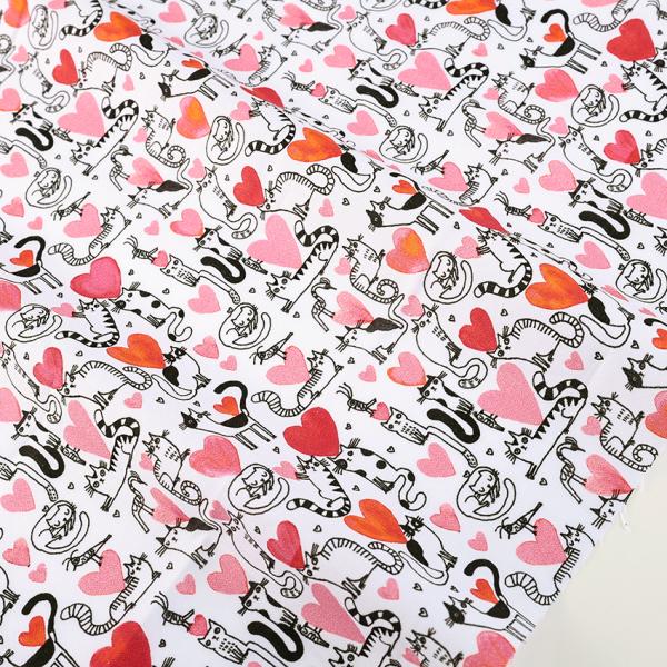 ■布幅（約）…110cm■素材…綿100％■数量設定…50cm単位の切売り　（ご購入例： 数量 2 = 1m）●生地の厚さ … やや薄地●透け感 … 若干あり●生地の特徴 … 薄手で、ギャザーも寄せやすい厚み。スタンダードな平織の生地です。...