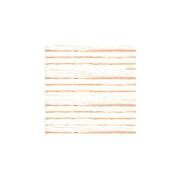 【 サイズ(約) 】8ｍ（長さ）、6本撚り【 太さ 】25番【 材質 】綿100%【 発売元 】オリムパスすぐれた光沢感と表現力豊かな発色が魅力のオリムパス刺しゅう糸は、自社工場による一貫した生産体制のもとに生み出される、品質本位の伝統ある...