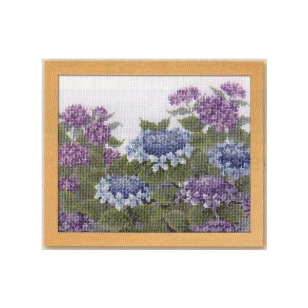 *中〜上級者向*デザイン：オノエ・メグミ●キット内容・25番ししゅう糸(綿100％)・No.3000布(ジャバクロス中目)〈32〉オフホワイト(綿100％)・クロス針・カラー図案付説明書●出来上がりサイズ額外径：約35.1ｃｍ×41.8ｃｍ...