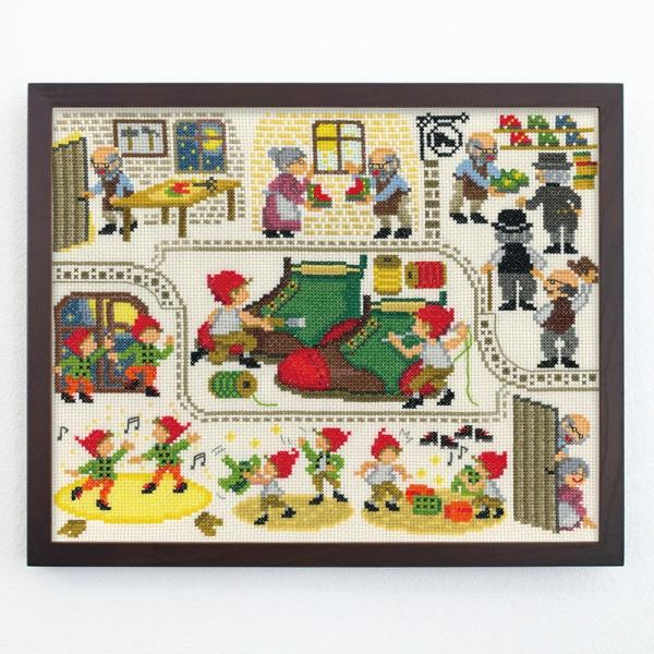 Nostalgic StoryデザインNitka*上級者向*※額は別売Ｗ-59N(ダークブラウン)使用。Ｗ-35N(ホワイト)、Ｗ-58N(ナチュラル)も使用できます。製作時間の目安：30時間以上●出来上がりサイズ額外径：約25.9ｃｍ×3...