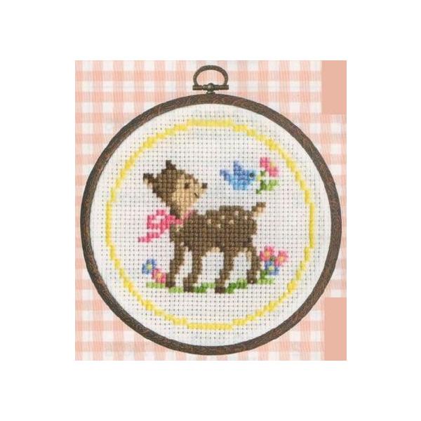 クロスステッチを使用した刺繍、クロスステッチキットです。〜森のかわいいなかまたち〜★初級者向き★専用フープ付き製作時間の目安：4〜5時間●発送この商品はお取り寄せ商品になります。取り寄せには10営業日かかります。