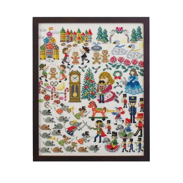 Nostalgic StoryデザインNitka*上級者向*※額は別売Ｗ-59N(ダークブラウン)使用。Ｗ-35N(ホワイト)、Ｗ-58N(ナチュラル)も使用できます。製作時間の目安：30時間以上●出来上がりサイズ額外径：約32ｃｍ×25....