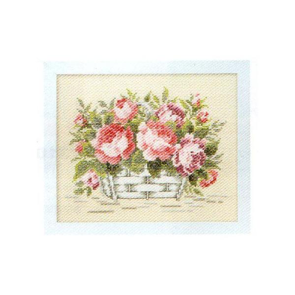 クロスステッチを使用した刺繍、クロスステッチキットです。●中級者向きです。●キット内容　・ししゅう糸（綿１００％）　・ししゅう布（綿１００％）　・ししゅう針　・図案付説明書●額は、キットに含まれていません。(額Ｗ-46N(ホワイト)使用 *...