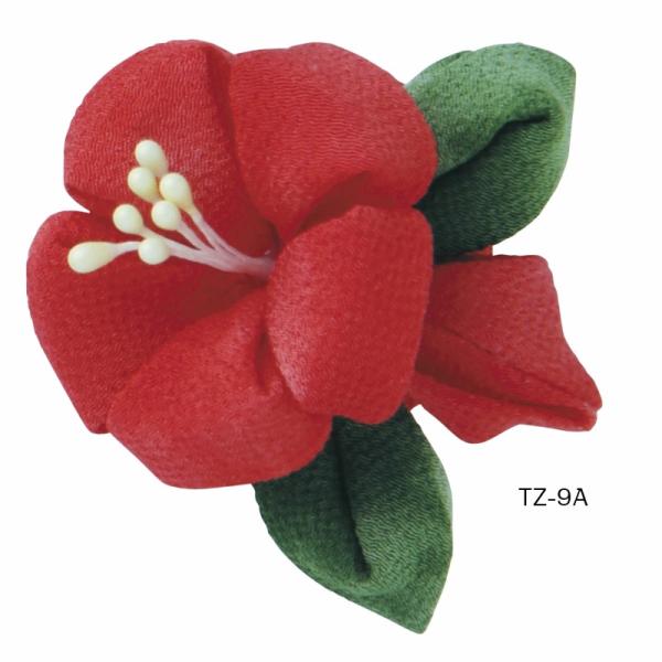 はじめてのつまみ細工ボンドだけで完成できるかんたんキット。針と糸を使わないので幅広い年代層にお楽しみいただけます。★ボンドだけでできます★★針と糸は使いません★ハイビスカスの花言葉「繊細な美」●出来上がりサイズ約縦6ｃｍ×横6.5ｃｍ×厚み...