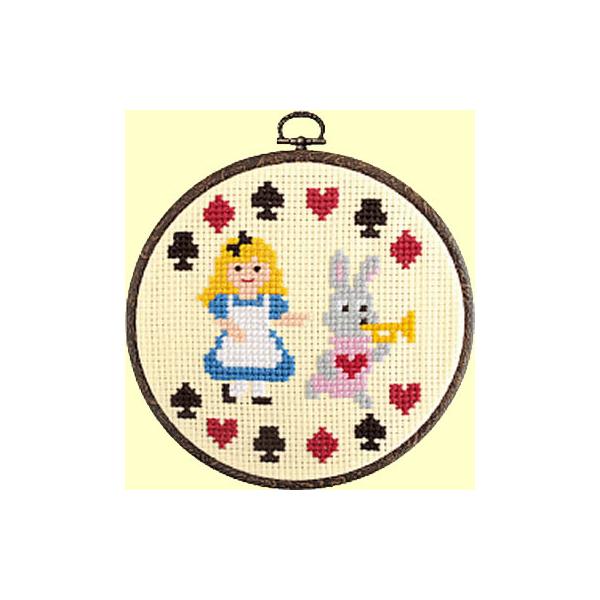 サイズ：額内径：15.5cmキット内容：25番ししゅう糸・No.3000布・ジャバクロス中目(ベージュ)・おしゃれフープ・クロス針・カラー図案付説明書・初心者向き打込目数：9カウント／1インチ・約35目／10cm備考：6本どりで簡単！1日で...