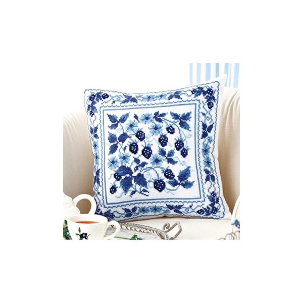 キット内容：ししゅう糸（綿100%）、No.3000布 ジャバクロス中オフホワイト綿100%・刺しゅう針・図案付説明書出来上りサイズ：約40ｃｍＸ40ｃｍ※中わた（パンヤ）・ファスナーは含まれていません。打込目数：9カウント／1インチ・約3...