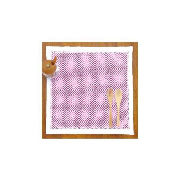 キット内容：晒木綿（綿100%）・刺し子糸(綿100%）・刺し子針・作り方説明書出来上がりサイズ：縦約34ｃｍｘ横34ｃｍ※図案プリント済み 用意するもの：刺しゅう枠・はさみ・針など<br><br>[刺し子・こぎん]...