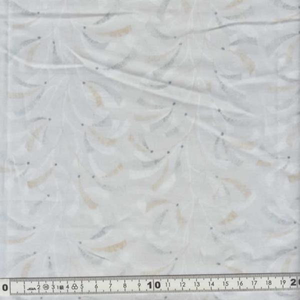 斉藤謠子さんの人気のセンテナリーコレクションシリーズ26　巾：約１１０cm綿１００％日本製30ｃｍ　より10ｃｍ単位でカットします。表示価格は10cmのお値段ですのお値段です。最低３(30ｃｍ)よりご注文ください30cm（3個）以下では、お...