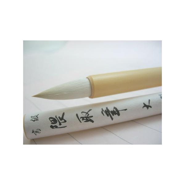 ・広い面に濃淡を描いたり、彩色した絵の具をぼかすのに。。・隈取筆大サイズ。