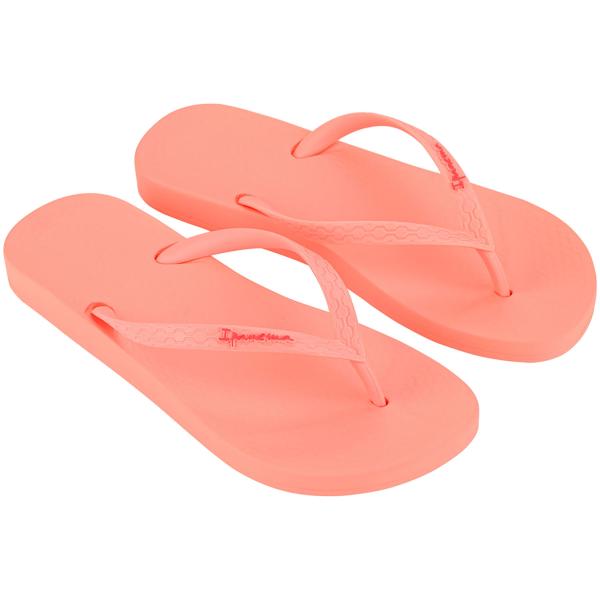 イパネマ Ipanema ANAT COLORS SP82591977　耐摩耗性に優れた塩化ビニール(PVC)素材を使用。 すり減りにくいのでアスファルトや荒れた地面の歩行も安心です。