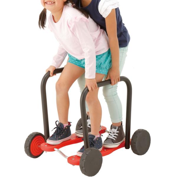 エバニュー Evernew 【メーカー直送品】 サイクルバス 体育 授業 体育授業 体つくり 部活 運動 学校体育用品  EGN017　1人でもステップを踏んで走らせることができますが、2人で息を合わせて漕ぐことで足腰の鍛錬、タイミング・リ...