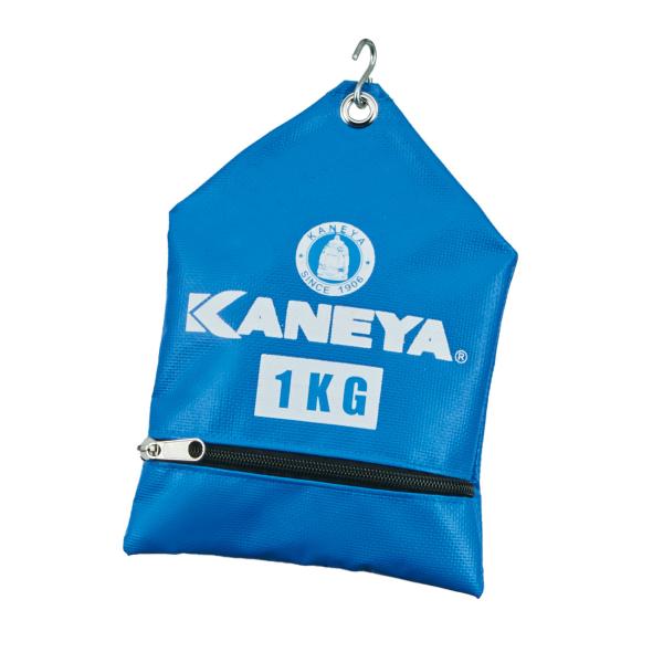 カネヤ KANEYA 砂袋1KG K-5100 学校体育器具 学校備品 グッズ 小物 学校 幼稚園 体育 運動会 部活 レクリエーション グラウンド用品  K5100　耐久性に優れたターポリン外被です。Sカン付で様々な用途に使用できます。お...