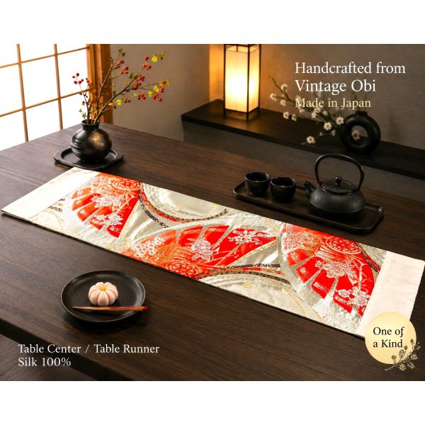 ■画像にある小物(ハンガーや花など)は商品に含まれません。■竹ハンガーはオプションでお求め出来ます。◆帯のリメイク品になります。■サイズ---約【cm】30　長さ約99.5■未使用の新品の帯をリメイクしました。保管期間が多少長く感じられます...