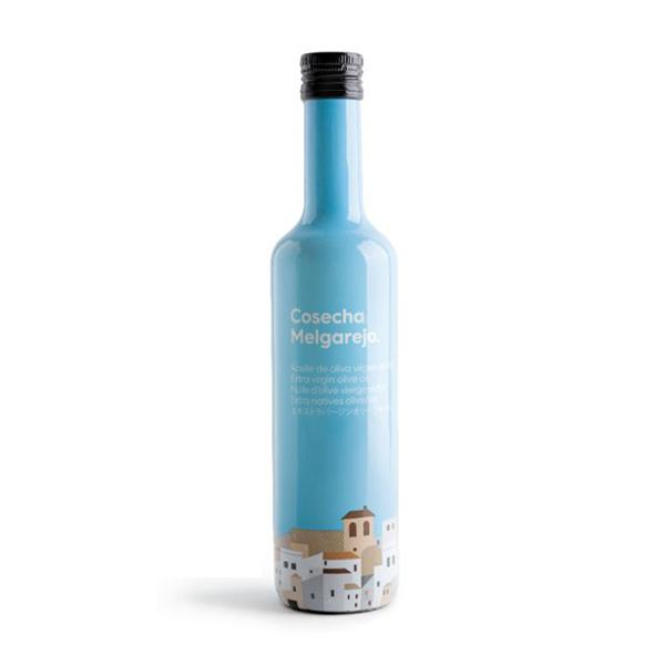 内容量 ：250ml（225g）容　器 ：ガラス瓶原材料 ：食用オリーブ油品　種 ：ピクアル種酸　度 ：0.1%台保　存 ：暗所、常温で保存生産国 ：スペイン・ハエン県賞味期限 ：製造から２年