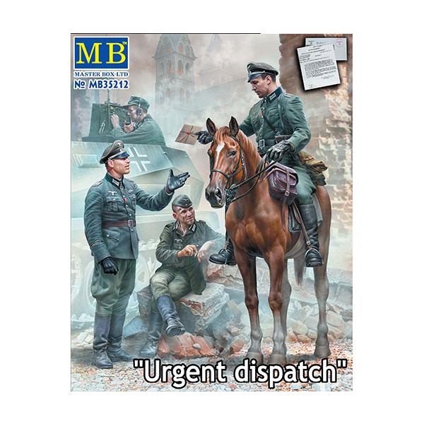 野戦指揮所に現れた身なりの良い乗馬将校と出迎える兵士を再現した4体と一頭のフィギュアセット。手綱は自作する必要があります。無線機でやり取りしているとドイツ語を話す自称野戦司令部が変な事を言ってくる事もあったのでスツーカや戦車がそれらしい小屋...