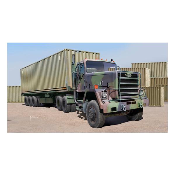 透明部品は窓の他ライトレンズやウィンカーにエッチングパーツは金網と滑り止めを中心に使用。エンジンルーム内は外から見えるラジエーターブロックのみを再現。運転席内とシャーシの裏側は徹底再現でタイヤはスペアタイヤを含めて24本が全てゴム製で完成後...