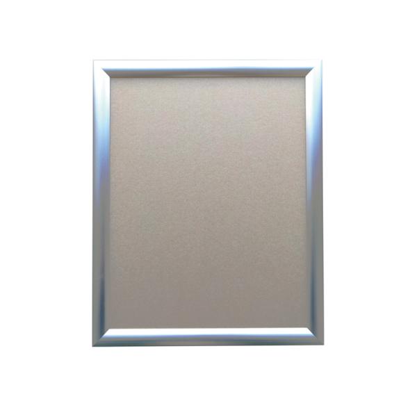 中の作品を引き立たせることができる、YFMシリーズ。多くの企業の販促キャンペーンに採用実績があります。  『YFM』は、中の作品をうまく引き立たせることができるデザインとフレームの幅を有したデッサン額です。活用方法として、ゴールド、シルバー...