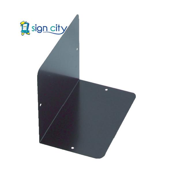 ●荷物の区分けに使用します。●任意の位置に置いて使用できます。●品名：軽量ボルトレス棚ＴＳＵＧ型用移動仕切板（奥行３００タイプ用）黒●適合本体：TSUG100-63Kタイプ●間口(mm)：180●奥行(mm)：280●高さ(mm)：240●...