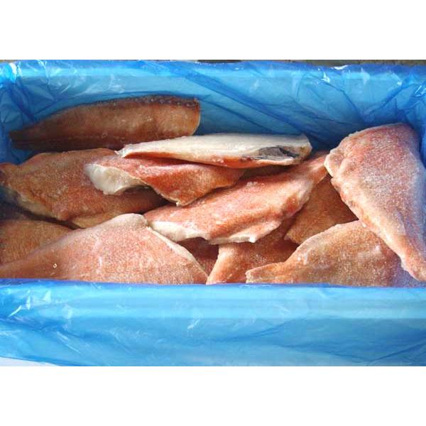深海に生息するメヌキは、成長すると、全長１メートル以上になる大型の魚です。脂がのった白身の高級魚で、身は柔らかく、クセが無いのが特徴です。メヌキを半身にして急速冷凍しました。業務用なので、半身が1１〜15枚程度入っています。長期保存する場合...