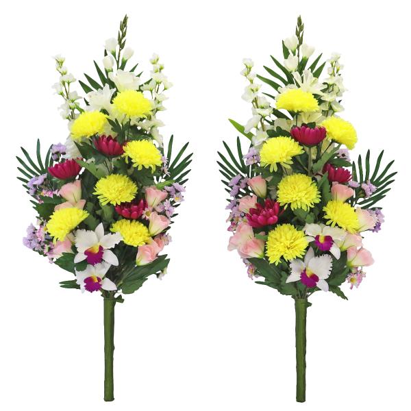 シルクフラワー(造花)の花束は、猛暑が続く夏の屋外でも枯れることがなく、水やりなどのお手入れも不要で清潔できれいな状態が長く続きます。生花やプリザーブドフラワーよりも長持ちするので、頻繁にお墓参りに行けない方や、生花の管理が大変だという方に...