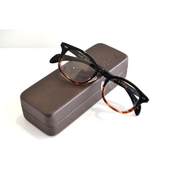 越前國　甚六作　メガネフレーム　セルロイド使用　EZ-003蝶番は５枚ですので作りもしっかりとしております。素材はセルロイド使用でブラックブラウンになります。鼻パッド部分はクリングス仕様モデルでBチタンですのであたりも柔らかいです。レンズサ...