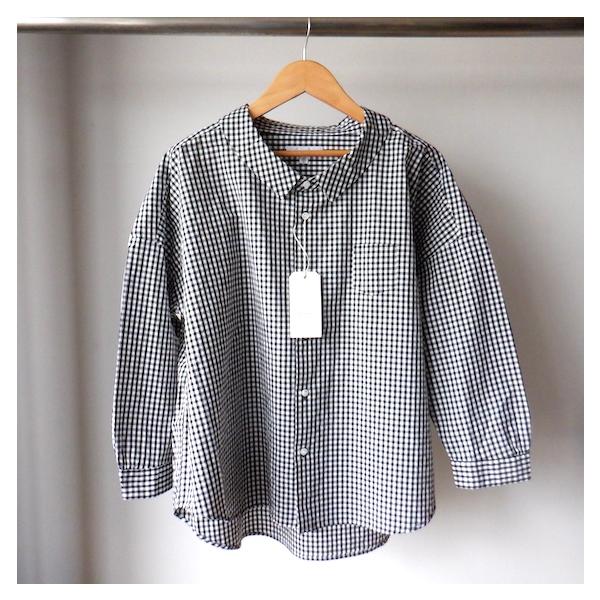 Ordinary fits オーディナリーフィッツ好評頂いているOrdinary fits(オーディナリーフィッツ)さんのBARBER SHIRT(バーバーシャツ)。リラックスしたシルエット。広く取られた「肩幅/身幅」がストレスの無い着心地...