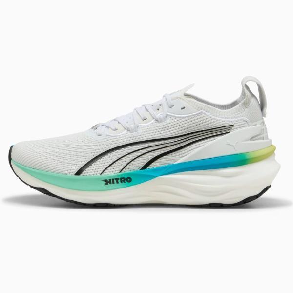 ■品番：310109■品名：FOREVERRUN NITRO 2■メーカー希望小売価格：　本体18,000円＋税■カラー：PUMA White-Speed BlueデュアルデンシティNITROFOAMTPUヒールサポートエンジニアードメッシ...