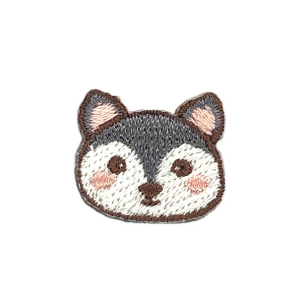 何枚買っても送料85円！アイロン接着もできる刺繍アップリケワッペンですハンドメイド作品のワンポイントや入学入園準備に大活躍＊＊＊  Made in Thailand （タイ製） ＊＊＊