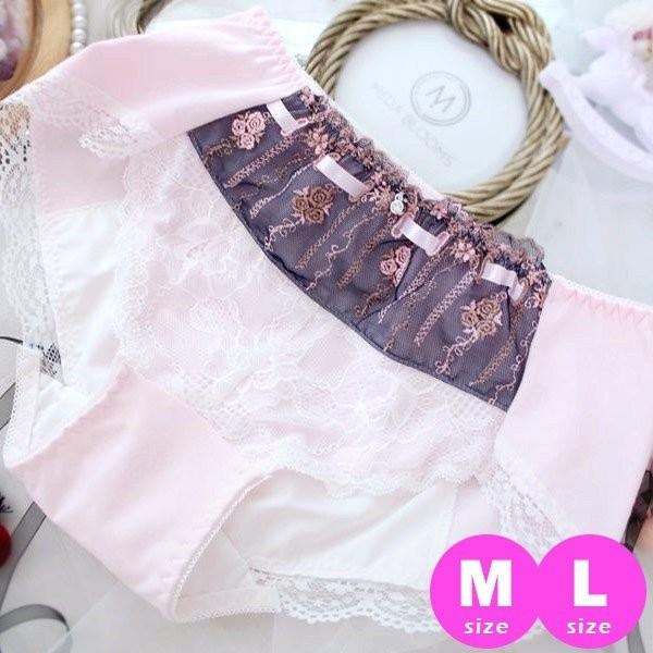 カラーピンクサイズM、Ｌの２サイズ展開★商品説明花柄刺繍レースがエレガントさを引き立てるフェミニンサニタリーショーツ♪刺繍レースとホワイトレース使いが繊細で、愛らしいデザインになっています。しっかりとした生地でヒップ部分の生地は２重になって...