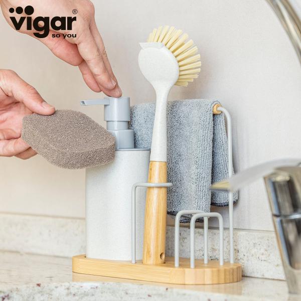 サイズ/約幅22×奥行8.6×高さ25cmブラシ：幅24×奥行6.5×高さ6.3cmボトル：幅7.8×奥行5.5×高さ18cmスポンジ：幅7.3×奥行10.8×高さ2cmクロス：幅24×奥行2×高さ0.1cm容量/ボトル容量：350ml内容...