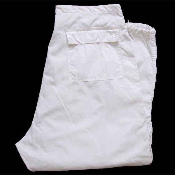 90年 U.S.ARMY【TRS, SNOW, CAM, WHITE】オーバーパンツです。EQUA INDUSTRIES,INC.製パンツの上から履くオーバーパンツで両サイドのポケットは貫通ポケットです。ウエストと裾に紐あり、フロントIDE...