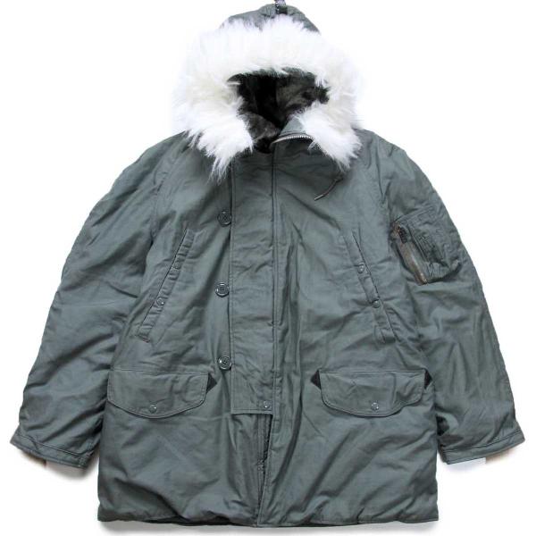 94年 U.S.AIR FORCE【PARKA, EXTREME COLD WEATHER TYPE N-3B】です。CENTRE MFG. CO., INC.製中綿入り、フロントIDEALジップ、ダブルエルボー、袖口内にリブあり、フード&...