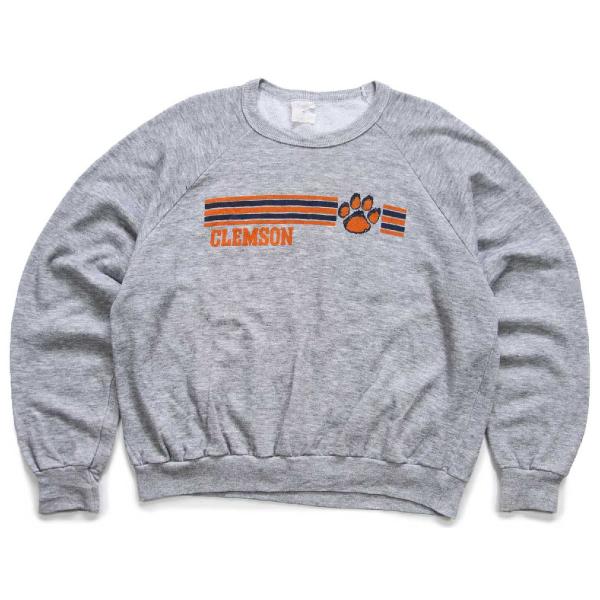 80s【Chalk Line】のスウェットです。MADE IN USAバインダーネック、ラグランスリーブカラー：杢グレー素材：50% COTTON　50% POLYESTERサイズ表記：XL（着丈短め）実寸（平置き）・身幅　59cm・着丈　...